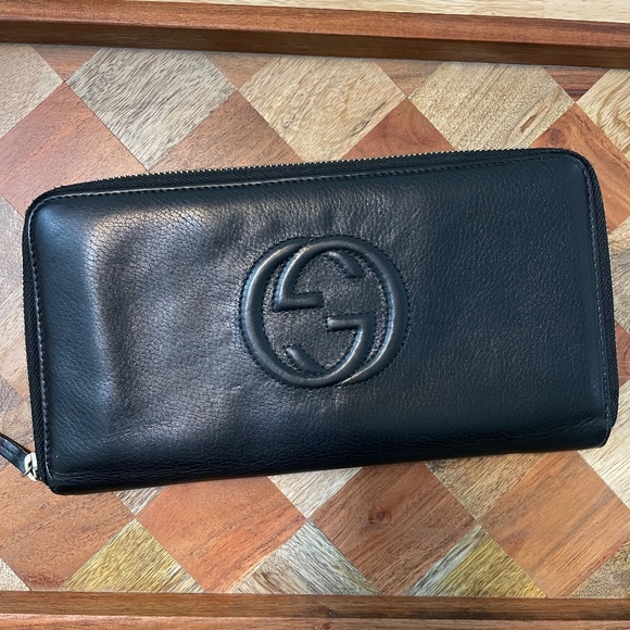 Gucci | Bags | 4853 Gucci Soho Organizer Zip Around Wallet Black ...